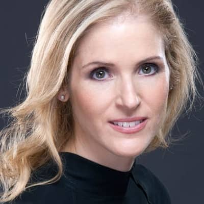 Dana Blumberg Bio, Early Life, Career, Relationship, Net Worth, Body ...